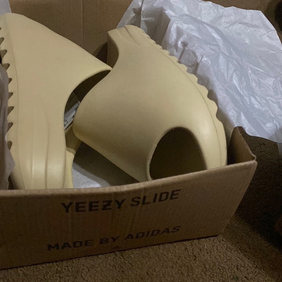 Yeezy | Shoes | Rare Color Asking For Less Than Half The Listing Price ...